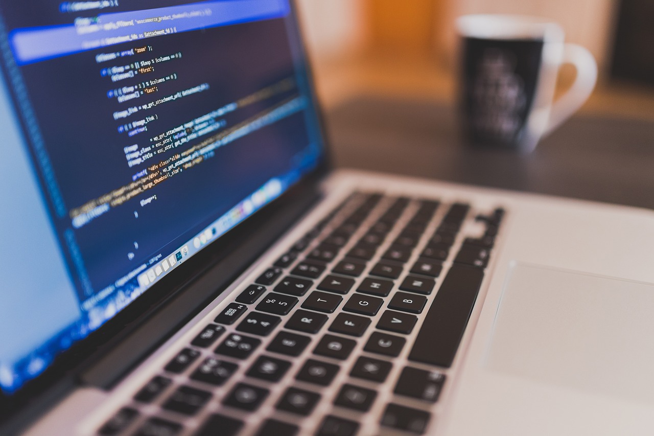 أطر العمل في JavaScript: مقارنة بين React وAngular وVue.js - فلنتعلم